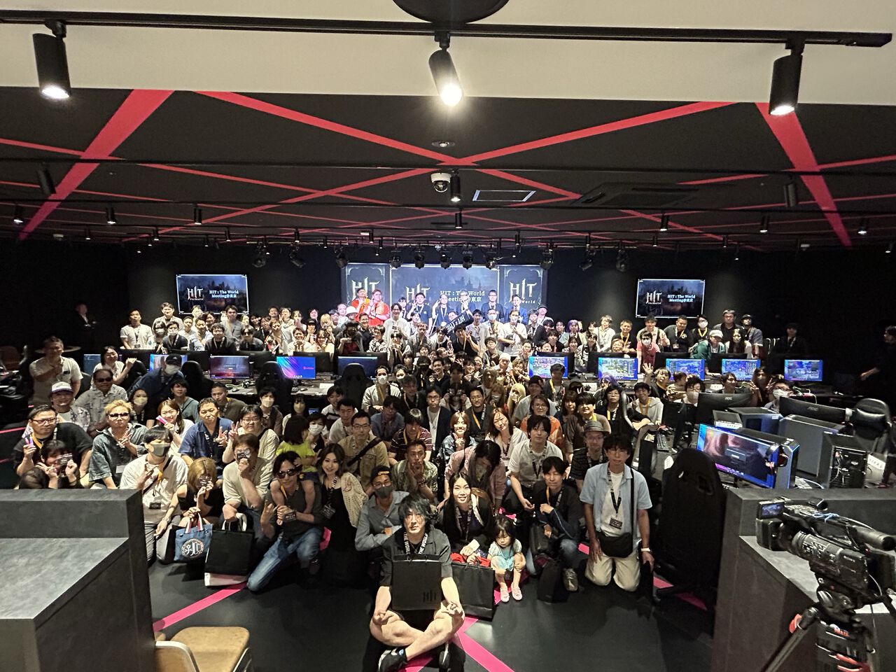 『HIT : The World』5都市のフィナーレ・東京会場オフイベレポート。サーバー移転など多くの新情報が公開され、意見交換会では来日した ...