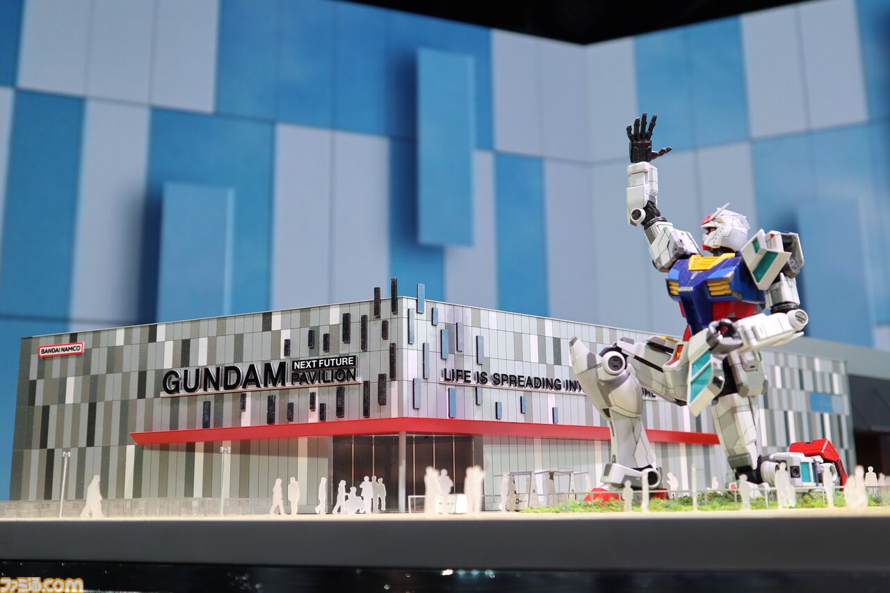 画像ページ (3/7) “実物大ガンダム”が大阪・関西万博“GUNDAM NEXT FUTURE PAVILION”に登場。ポージングで「宇宙 ...